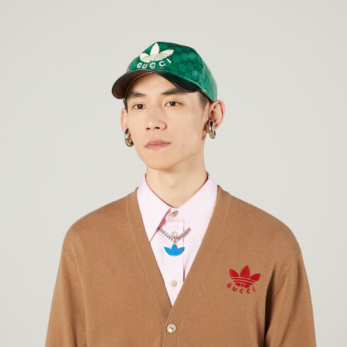 สร้อยคอ adidas x Gucci gourmette necklace with Trefoil pendant inโลหะ ...