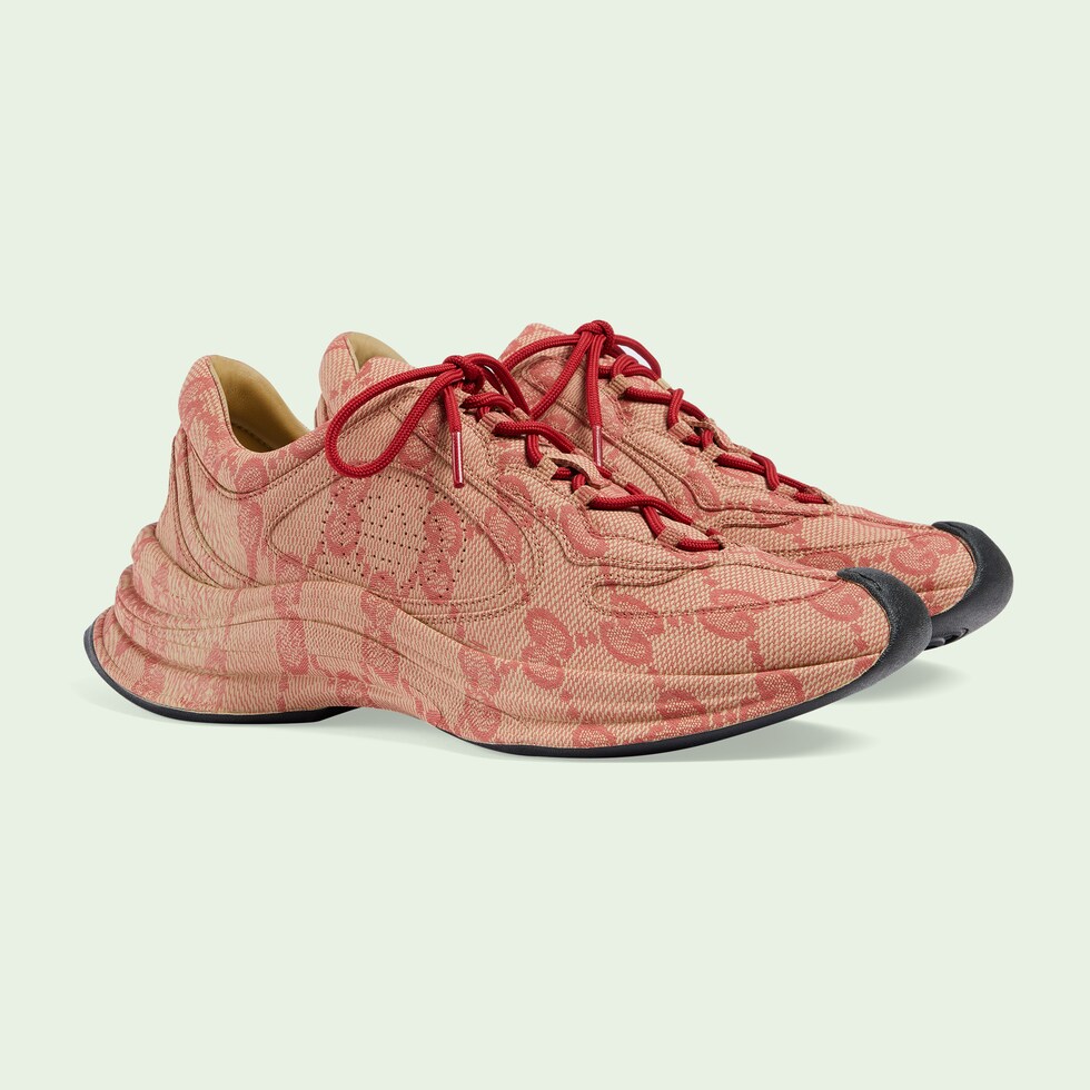 Women's Gucci Run sneaker in beige and hibiscus red leather | GUCCI® AE