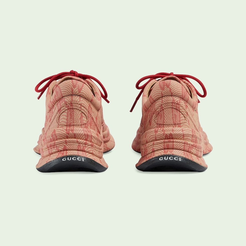 Women's Gucci Run sneaker in beige and hibiscus red leather | GUCCI® SG
