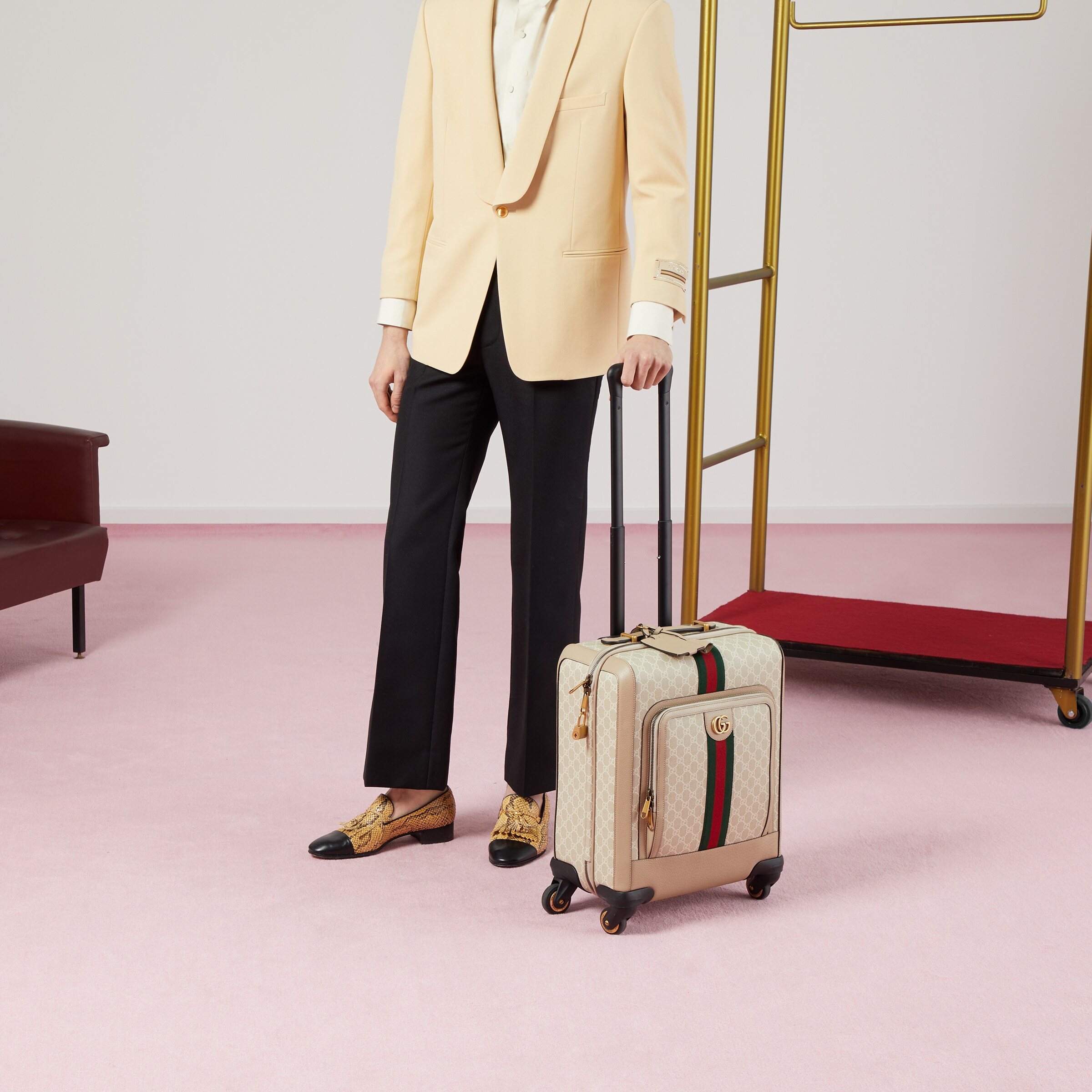 Gucci Savoy small cabin trolley in beige and white GG Supreme | GUCCI ...