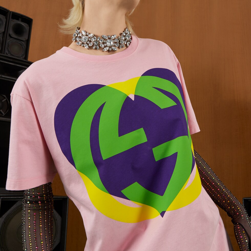 Interlocking G heart T-Shirt in pink | GUCCI® Australia