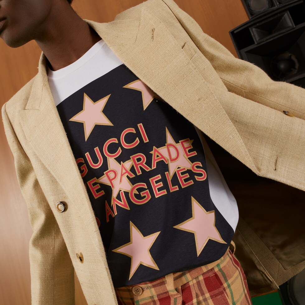 'Gucci Love Parade' print T-shirt in ivory | GUCCI® AE