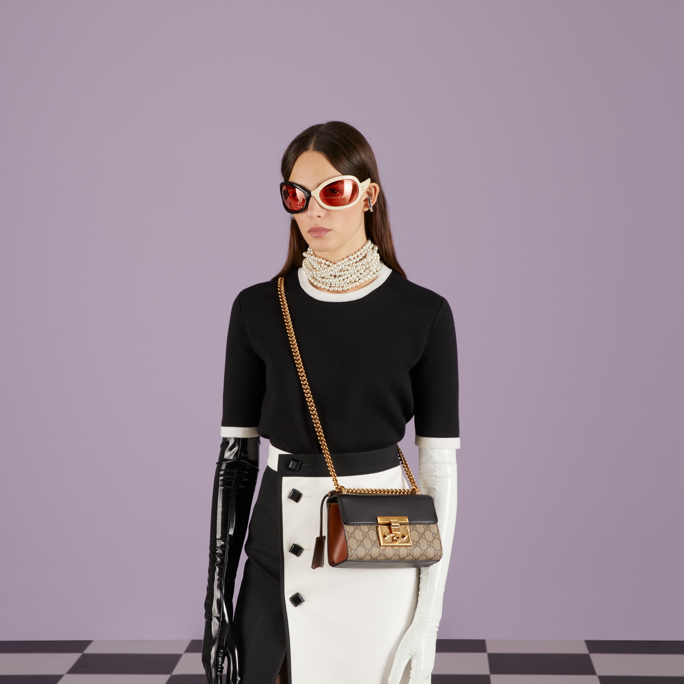SA ®غوتشي |‎Padlock Mini shoulder bag in beige and ebony GG Supreme