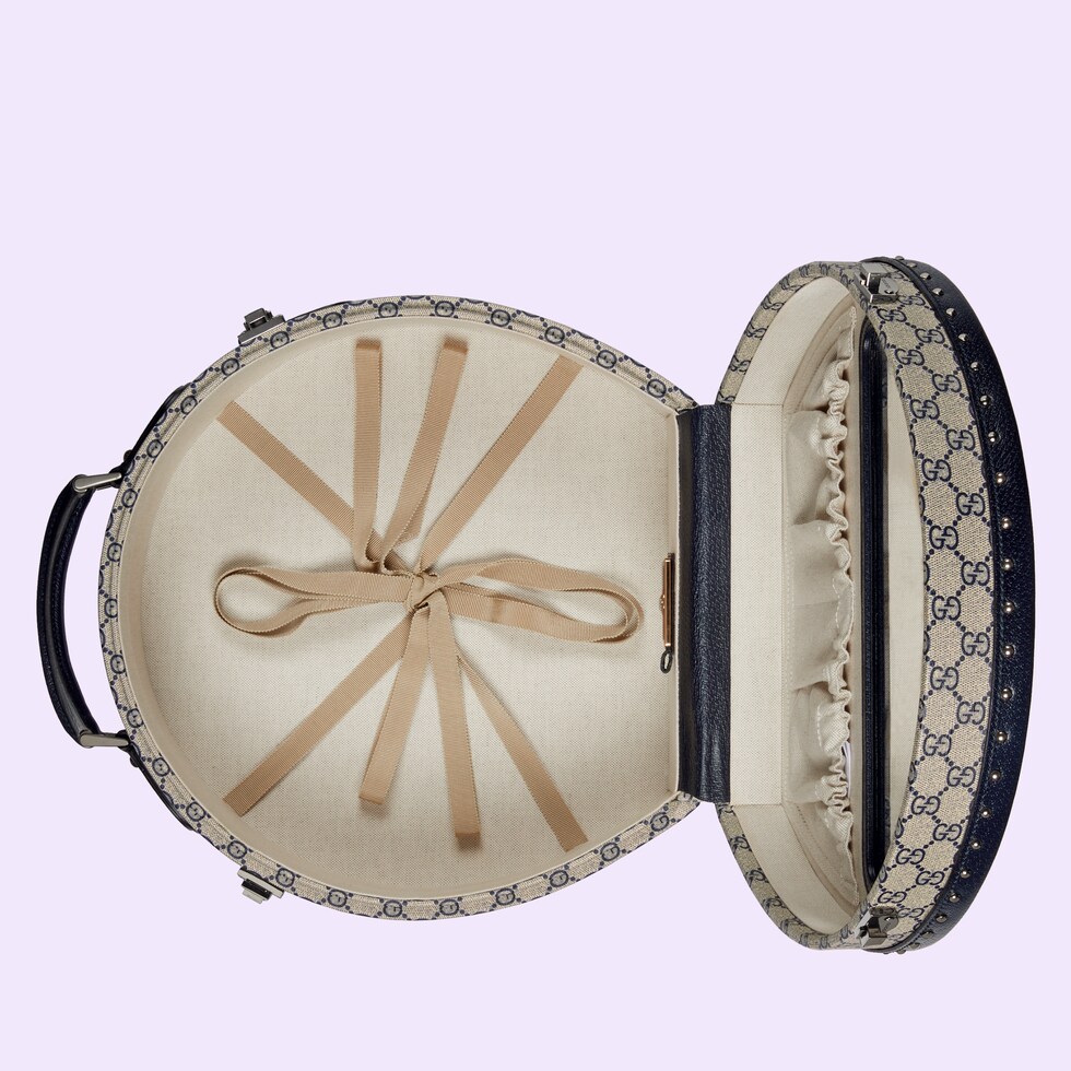 Gucci Savoy small hat box in beige and blue Supreme | GUCCI® GR