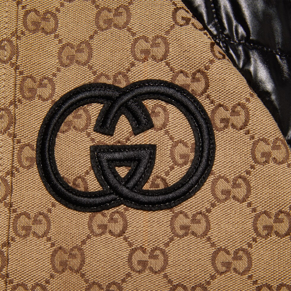 QA ®غوتشي |‎GG canvas and nylon zip jacket in black, beige and ebony