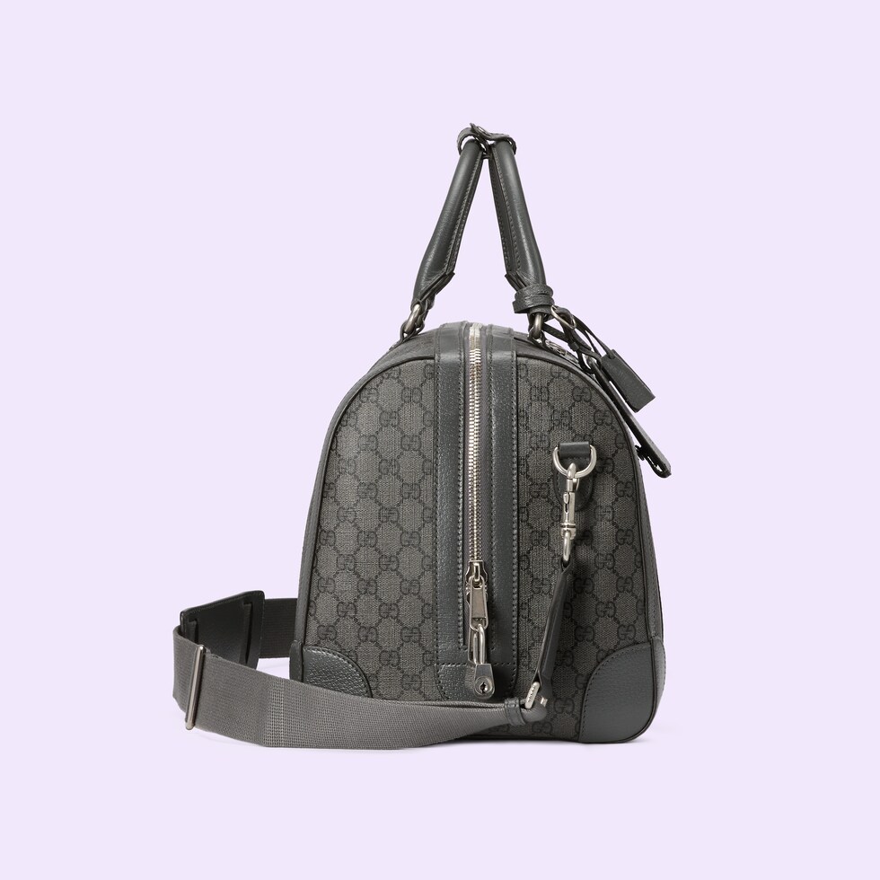 Gucci Savoy small duffle bag in grey and black Supreme | GUCCI® RO