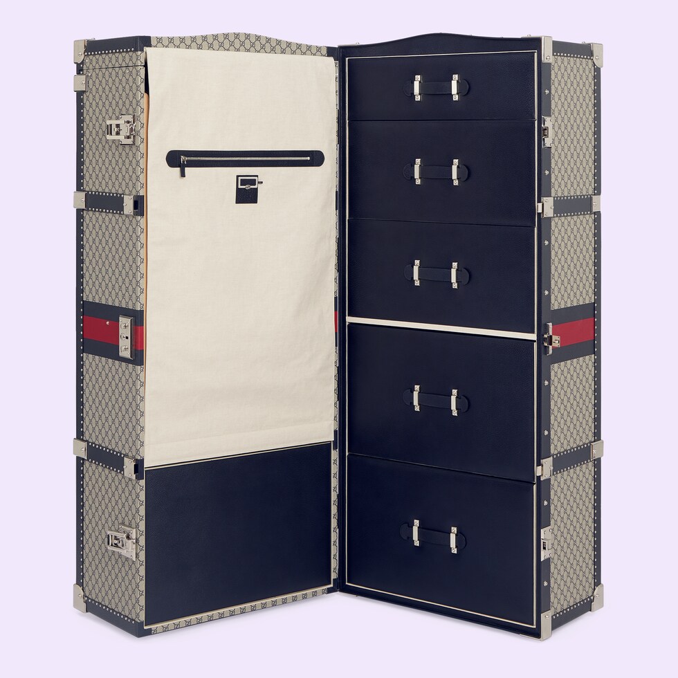 QA ®غوتشي |‎Gucci Savoy trunk in beige and blue Supreme