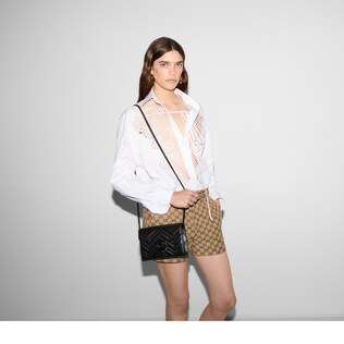 Designer Chain Wallets | GUCCI® US